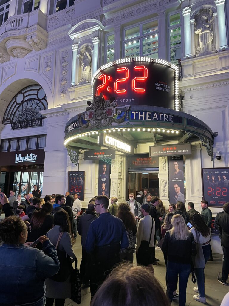 Theater Review: Tom Felton in "2:22 A Ghost Story" Will Make You Afraid ...