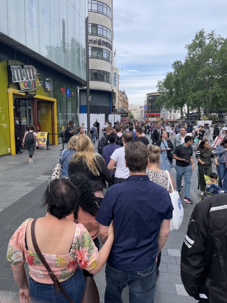 Movie Review: "Top Gun Maverick" Is Nostalgic Heaven